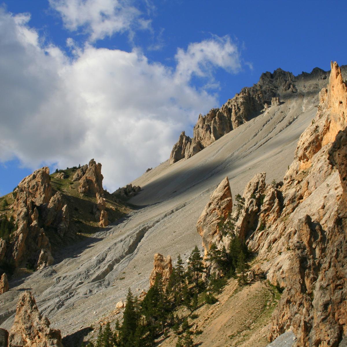 Col de l’Izoard entre Queyras et Briançon – la casse déserte à plus de ...